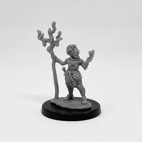 Next Level Miniatures Halfling Druid New